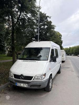 Balts Mercedes-Benz Sprinter 2002 Viļņa, ar dzinēja tilpumu 2.69 L un nobraukumu 323 tūkst. km par 5000 €, foto  vietnē AUTOMOTO.COM.LV