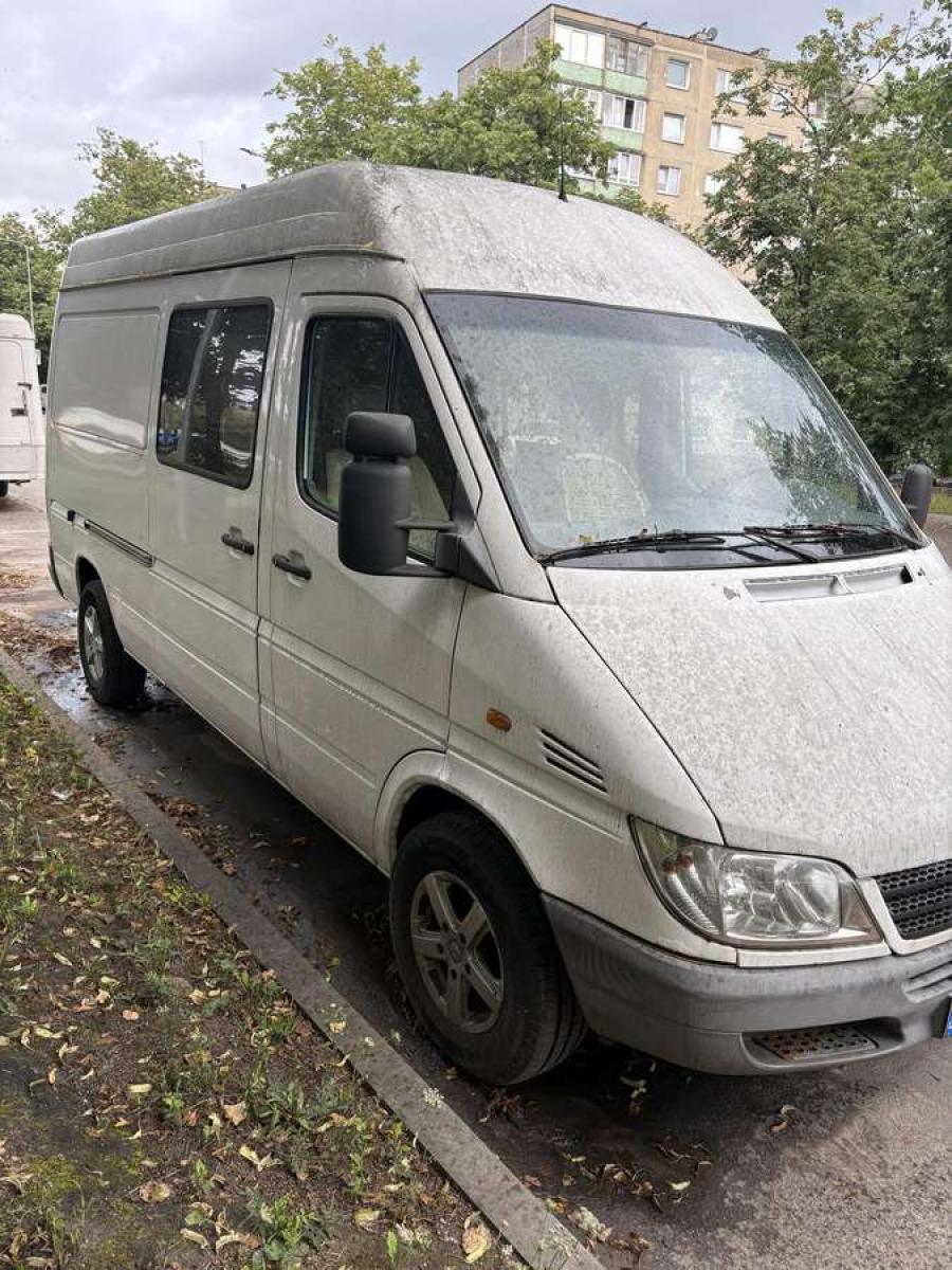 Balts Mercedes-Benz Sprinter 2002 Viļņa, ar dzinēja tilpumu 2.69 L un nobraukumu 323 tūkst. km par 5000 €, foto 4 vietnē AUTOMOTO.COM.LV