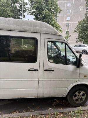Balts Mercedes-Benz Sprinter 2002 Viļņa, ar dzinēja tilpumu 2.69 L un nobraukumu 323 tūkst. km par 5000 €, foto 5 vietnē AUTOMOTO.COM.LV