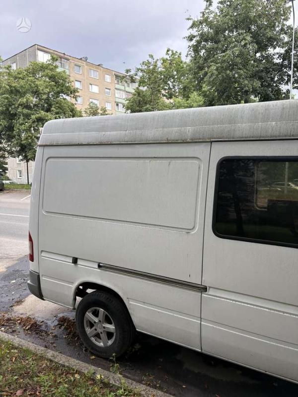 Balts Mercedes-Benz Sprinter 2002 Viļņa, ar dzinēja tilpumu 2.69 L un nobraukumu 323 tūkst. km par 5000 €, foto 5 vietnē AUTOMOTO.COM.LV