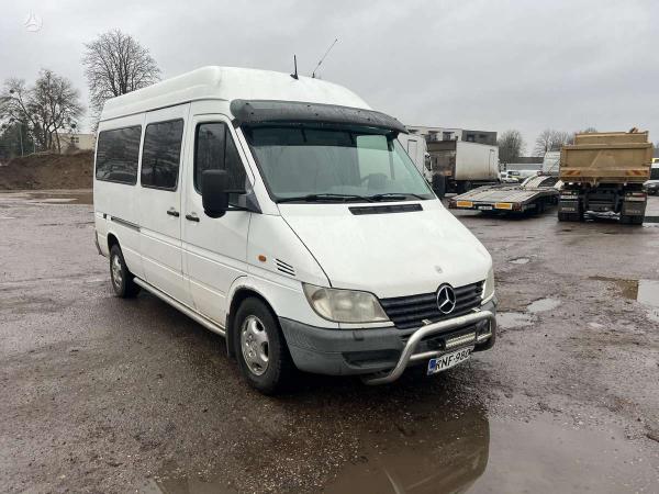 Balts Mercedes-Benz Sprinter 2004 Kauņa, ar dzinēja tilpumu 2.69 L un nobraukumu 346 tūkst. km par 4000 €, foto 1 vietnē AUTOMOTO.COM.LV