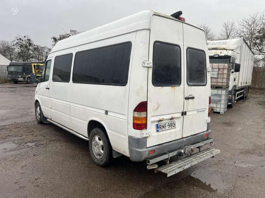 Balts Mercedes-Benz Sprinter 2004 Kauņa, ar dzinēja tilpumu 2.69 L un nobraukumu 346 tūkst. km par 4000 €, foto 3 vietnē AUTOMOTO.COM.LV