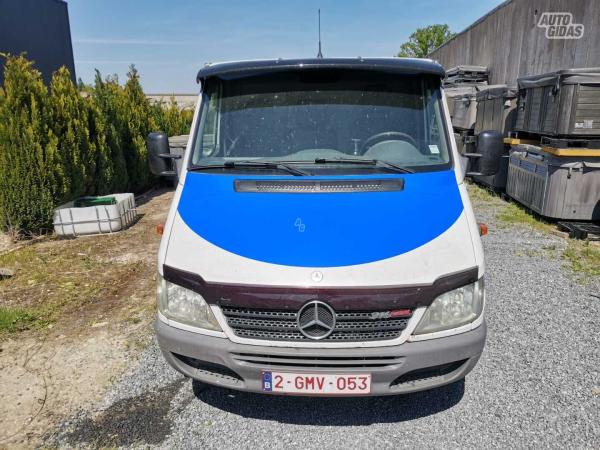 Balts Mercedes-Benz Sprinter 2006 Viļņa, ar dzinēja tilpumu 2.70 L un nobraukumu 325 tūkst. km par 6250 €, foto 3 vietnē AUTOMOTO.COM.LV