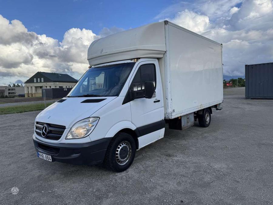 White Mercedes-Benz Sprinter 2006 in Kaunas, with an engine capacity of 2.15 L and mileage of 526 thousand km for 5500 €, photo 3 on AUTOMOTO.COM.LV