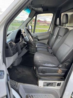 White Mercedes-Benz Sprinter 2006 in Kaunas, with an engine capacity of 2.15 L and mileage of 526 thousand km for 5500 €, photo 6 on AUTOMOTO.COM.LV