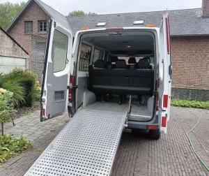 Balts Mercedes-Benz Sprinter 2007 Šauļi, ar dzinēja tilpumu 2.20 L un nobraukumu 450 tūkst. km par 5850 €, foto 3 vietnē AUTOMOTO.COM.LV