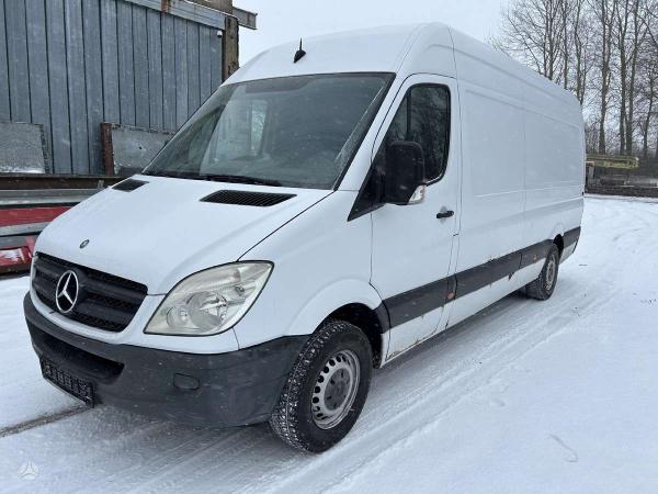 White Mercedes-Benz Sprinter 2007 in Vilkaviskis, with an engine capacity of 2.20 L and mileage of 252 thousand km for 4300 €, photo 1 on AUTOMOTO.COM.LV