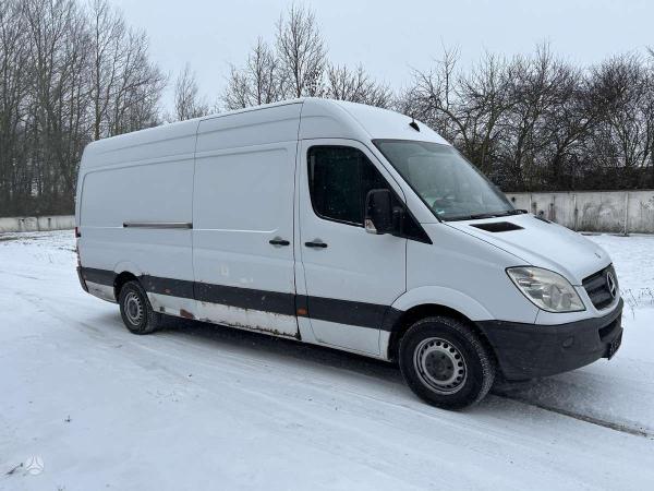 White Mercedes-Benz Sprinter 2007 in Vilkaviskis, with an engine capacity of 2.20 L and mileage of 252 thousand km for 4300 €, photo 4 on AUTOMOTO.COM.LV