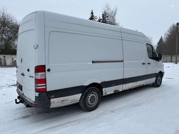 White Mercedes-Benz Sprinter 2007 in Vilkaviskis, with an engine capacity of 2.20 L and mileage of 252 thousand km for 4300 €, photo 6 on AUTOMOTO.COM.LV