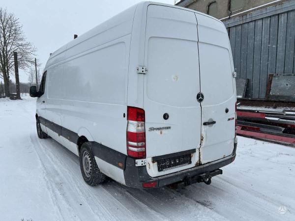White Mercedes-Benz Sprinter 2007 in Vilkaviskis, with an engine capacity of 2.20 L and mileage of 252 thousand km for 4300 €, photo 9 on AUTOMOTO.COM.LV