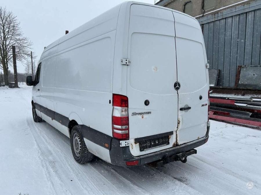 Balts Mercedes-Benz Sprinter 2007 Vilkaviškis, ar dzinēja tilpumu 2.20 L un nobraukumu 252 tūkst. km par 4300 €, foto 9 vietnē AUTOMOTO.COM.LV