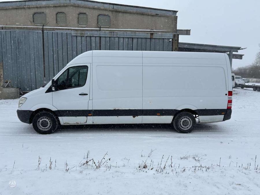 Balts Mercedes-Benz Sprinter 2007 Vilkaviškis, ar dzinēja tilpumu 2.20 L un nobraukumu 252 tūkst. km par 4300 €, foto 11 vietnē AUTOMOTO.COM.LV