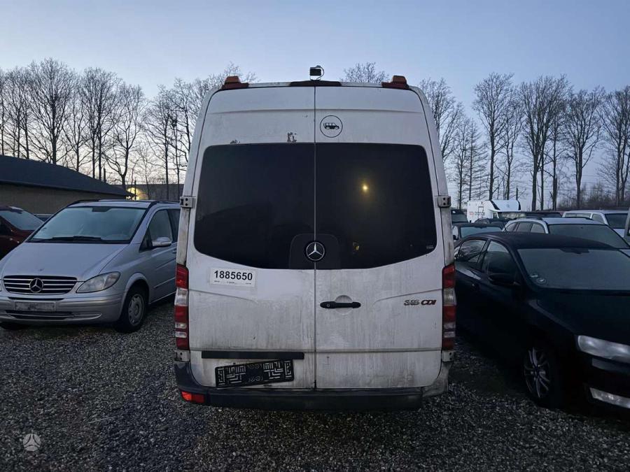 Balts Mercedes-Benz Sprinter 2007 Panevēža, ar dzinēja tilpumu 2.15 L un nobraukumu 565 tūkst. km par 3999 €, foto 5 vietnē AUTOMOTO.COM.LV