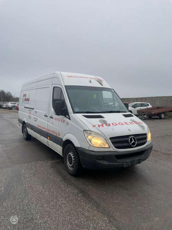 Balts Mercedes-Benz Sprinter 2007 Panevēža, ar dzinēja tilpumu 2.15 L un nobraukumu 458 tūkst. km par 5250 €, foto 2 vietnē AUTOMOTO.COM.LV