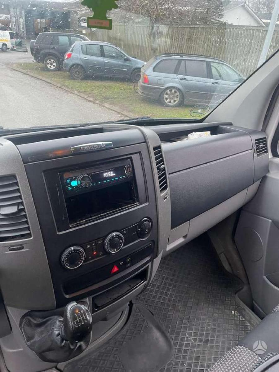 Balts Mercedes-Benz Sprinter 2007 Panevēža, ar dzinēja tilpumu 2.15 L un nobraukumu 458 tūkst. km par 5250 €, foto 12 vietnē AUTOMOTO.COM.LV