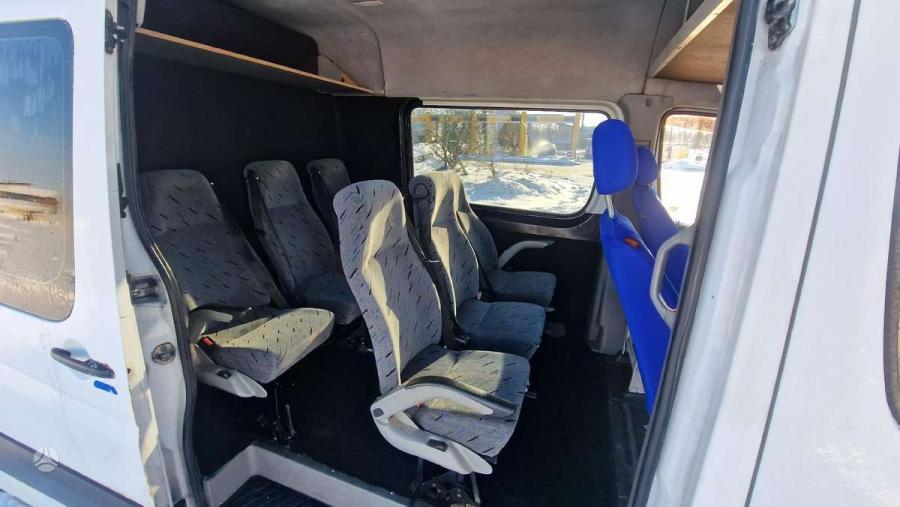 White Mercedes-Benz Sprinter 2007 in Kaunas, with an engine capacity of 2.15 L and mileage of 191 thousand km for 6000 €, photo 10 on AUTOMOTO.COM.LV
