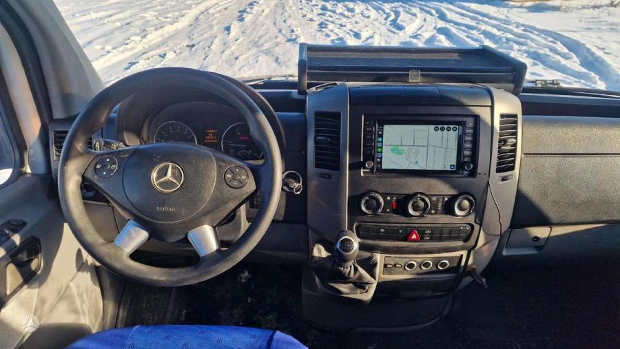 Balts Mercedes-Benz Sprinter 2007 Kauņa, ar dzinēja tilpumu 2.15 L un nobraukumu 191 tūkst. km par 5890 €, foto 11 vietnē AUTOMOTO.COM.LV