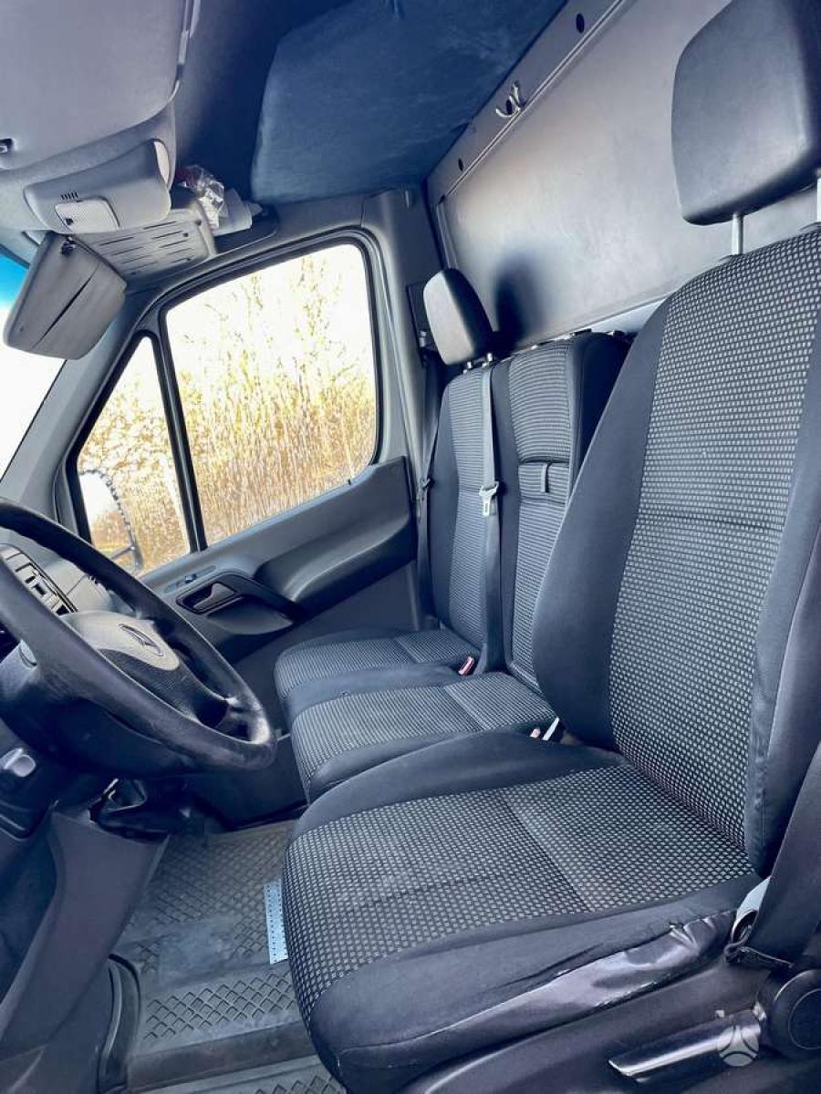 Balts Mercedes-Benz Sprinter 2007 Kretinga, ar dzinēja tilpumu 2.15 L un nobraukumu 549 tūkst. km par 2500 €, foto 5 vietnē AUTOMOTO.COM.LV