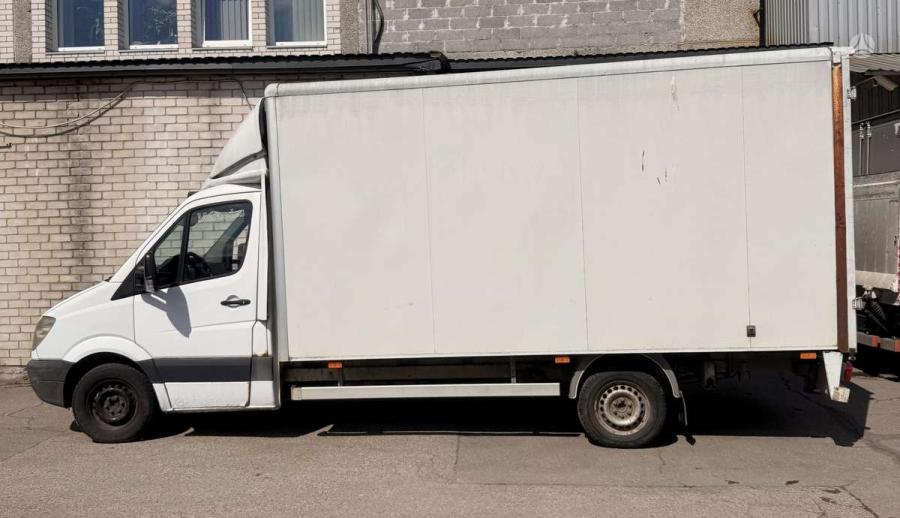 Balts Mercedes-Benz Sprinter 2007 Kauņa, ar dzinēja tilpumu 2.15 L un nobraukumu 425 tūkst. km par 3200 €, foto 1 vietnē AUTOMOTO.COM.LV