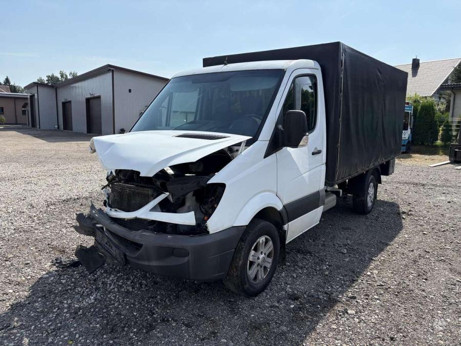 Balts Mercedes-Benz Sprinter 2007 Kelmė, ar dzinēja tilpumu 2.15 L un nobraukumu 600 tūkst. km par 2850 €, foto 1 vietnē AUTOMOTO.COM.LV