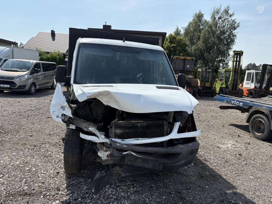 Balts Mercedes-Benz Sprinter 2007 Kelmė, ar dzinēja tilpumu 2.15 L un nobraukumu 600 tūkst. km par 2850 €, foto 9 vietnē AUTOMOTO.COM.LV