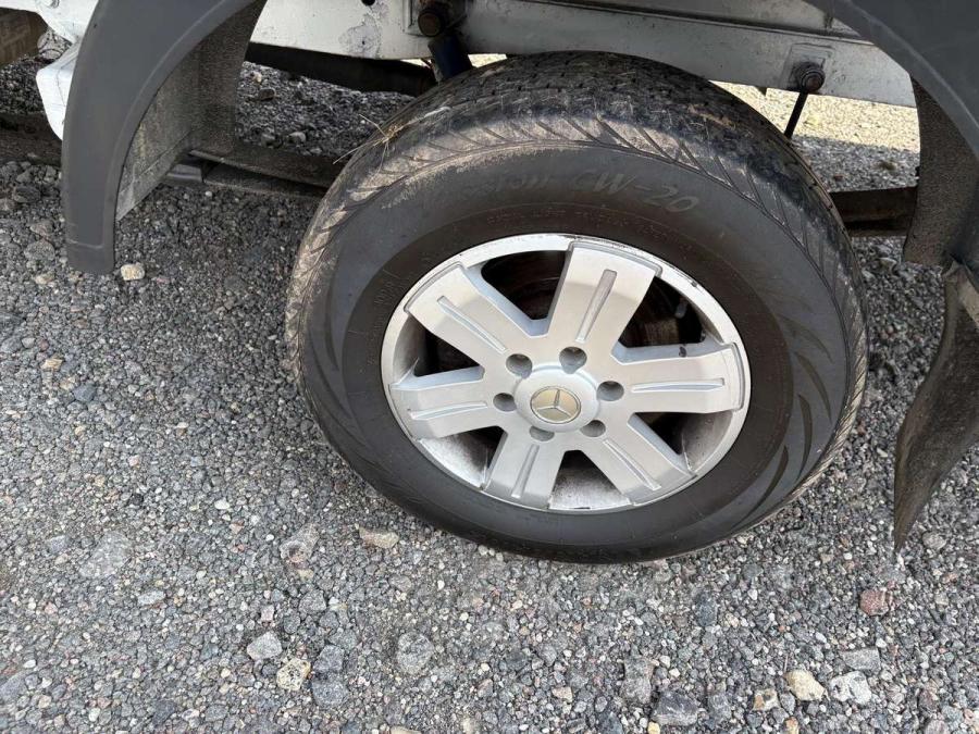 Balts Mercedes-Benz Sprinter 2007 Kelmė, ar dzinēja tilpumu 2.15 L un nobraukumu 600 tūkst. km par 2850 €, foto 21 vietnē AUTOMOTO.COM.LV