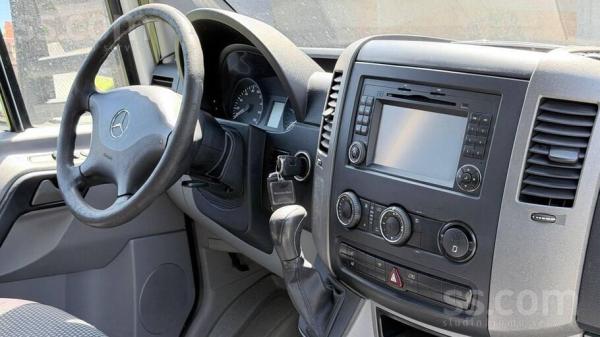 Balts Mercedes-Benz Sprinter 2007 Valka, ar dzinēja tilpumu 2.20 L un nobraukumu 285 tūkst. km par 14000 €, foto 9 vietnē AUTOMOTO.COM.LV