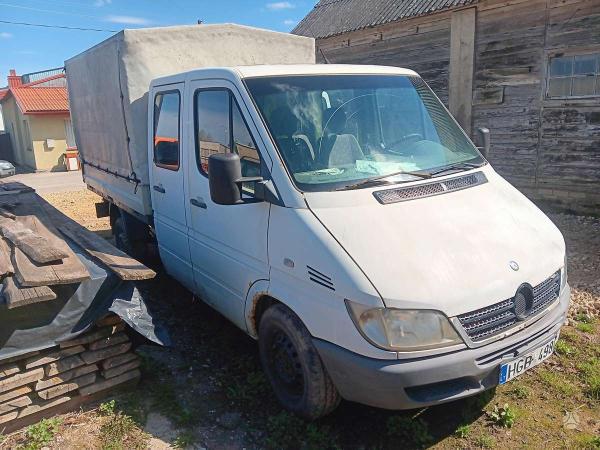 Balts Mercedes-Benz Sprinter 2007 Druskininkai, ar dzinēja tilpumu 2.20 L un nobraukumu 38 tūkst. km par 1500 €, foto 4 vietnē AUTOMOTO.COM.LV