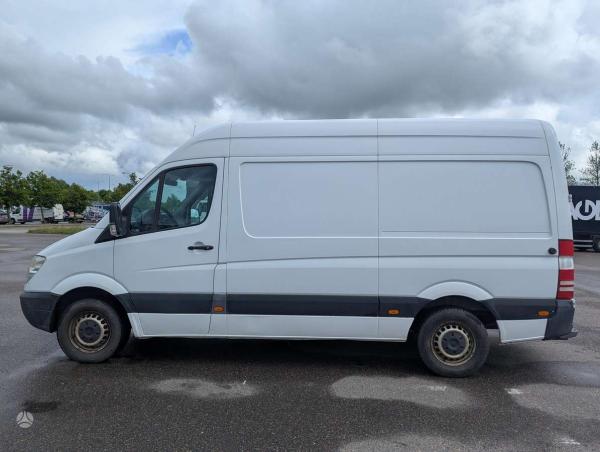 White Mercedes-Benz Sprinter 2007 in Telschi, with an engine capacity of 2.10 L and mileage of 346 thousand km for 4500 €, photo 2 on AUTOMOTO.COM.LV