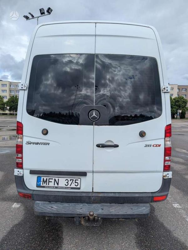 White Mercedes-Benz Sprinter 2007 in Telschi, with an engine capacity of 2.10 L and mileage of 346 thousand km for 4500 €, photo 4 on AUTOMOTO.COM.LV