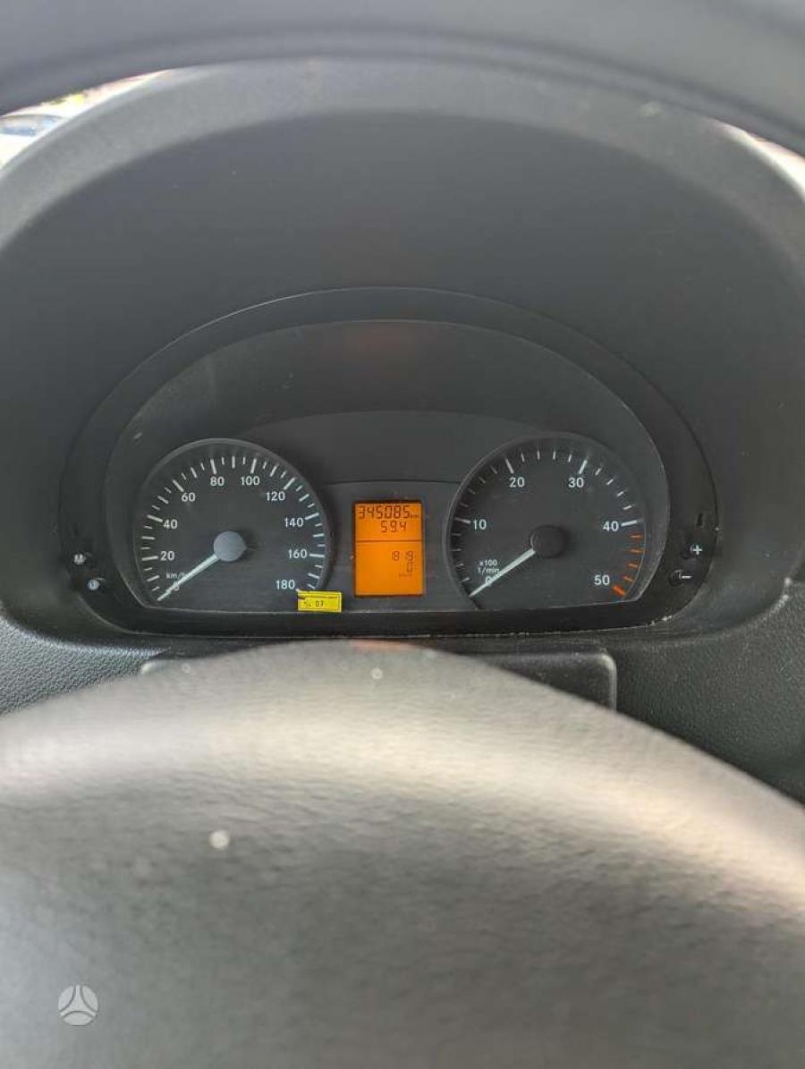 White Mercedes-Benz Sprinter 2007 in Telschi, with an engine capacity of 2.10 L and mileage of 346 thousand km for 4500 €, photo 8 on AUTOMOTO.COM.LV