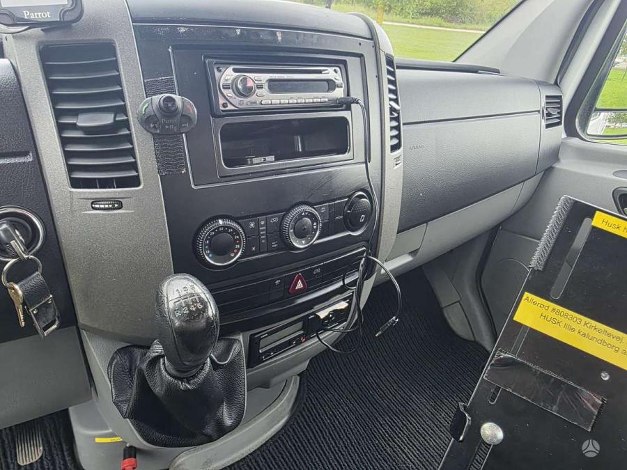 Balts Mercedes-Benz Sprinter 2007 Šauļi, ar dzinēja tilpumu 2.20 L un nobraukumu 170 tūkst. km par 11800 €, foto 18 vietnē AUTOMOTO.COM.LV
