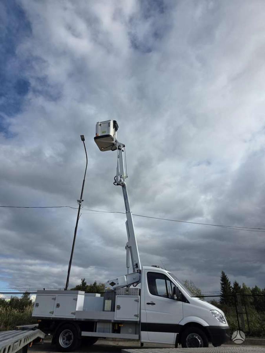 Balts Mercedes-Benz Sprinter 2007 Šauļi, ar dzinēja tilpumu 2.20 L un nobraukumu 170 tūkst. km par 11800 €, foto 22 vietnē AUTOMOTO.COM.LV
