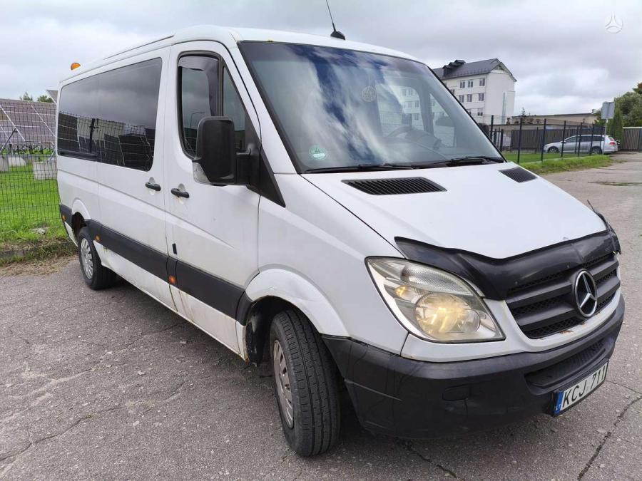 White Mercedes-Benz Sprinter 2007 in Kaunas, with an engine capacity of 2.15 L and mileage of 515 thousand km for 4399 €, photo 3 on AUTOMOTO.COM.LV