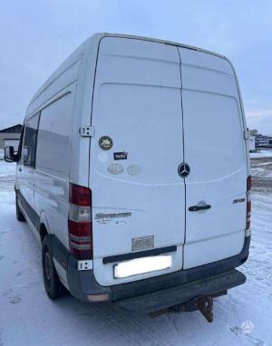 White Mercedes-Benz Sprinter 2008 in Kaunas, with an engine capacity of 2.20 L and mileage of 260 thousand km for 3250 €, photo 4 on AUTOMOTO.COM.LV