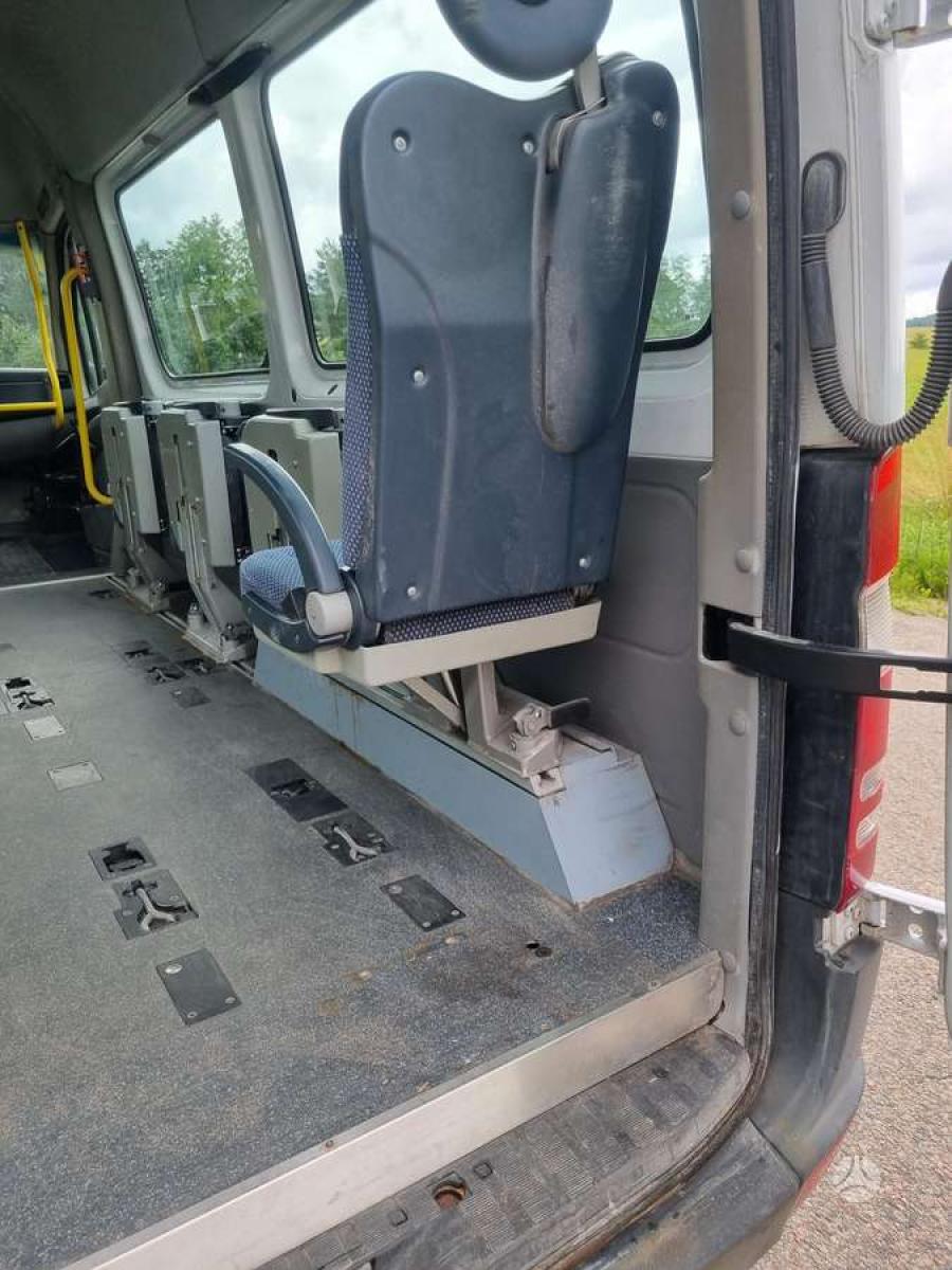Balts Mercedes-Benz Sprinter 2008 Alīta, ar dzinēja tilpumu 2.15 L un nobraukumu 263 tūkst. km par 5000 €, foto 11 vietnē AUTOMOTO.COM.LV