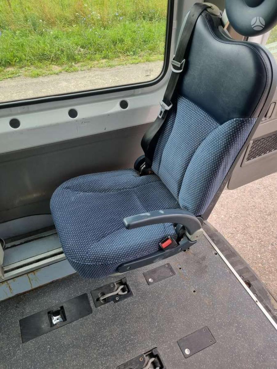 Balts Mercedes-Benz Sprinter 2008 Alīta, ar dzinēja tilpumu 2.15 L un nobraukumu 263 tūkst. km par 5000 €, foto 13 vietnē AUTOMOTO.COM.LV