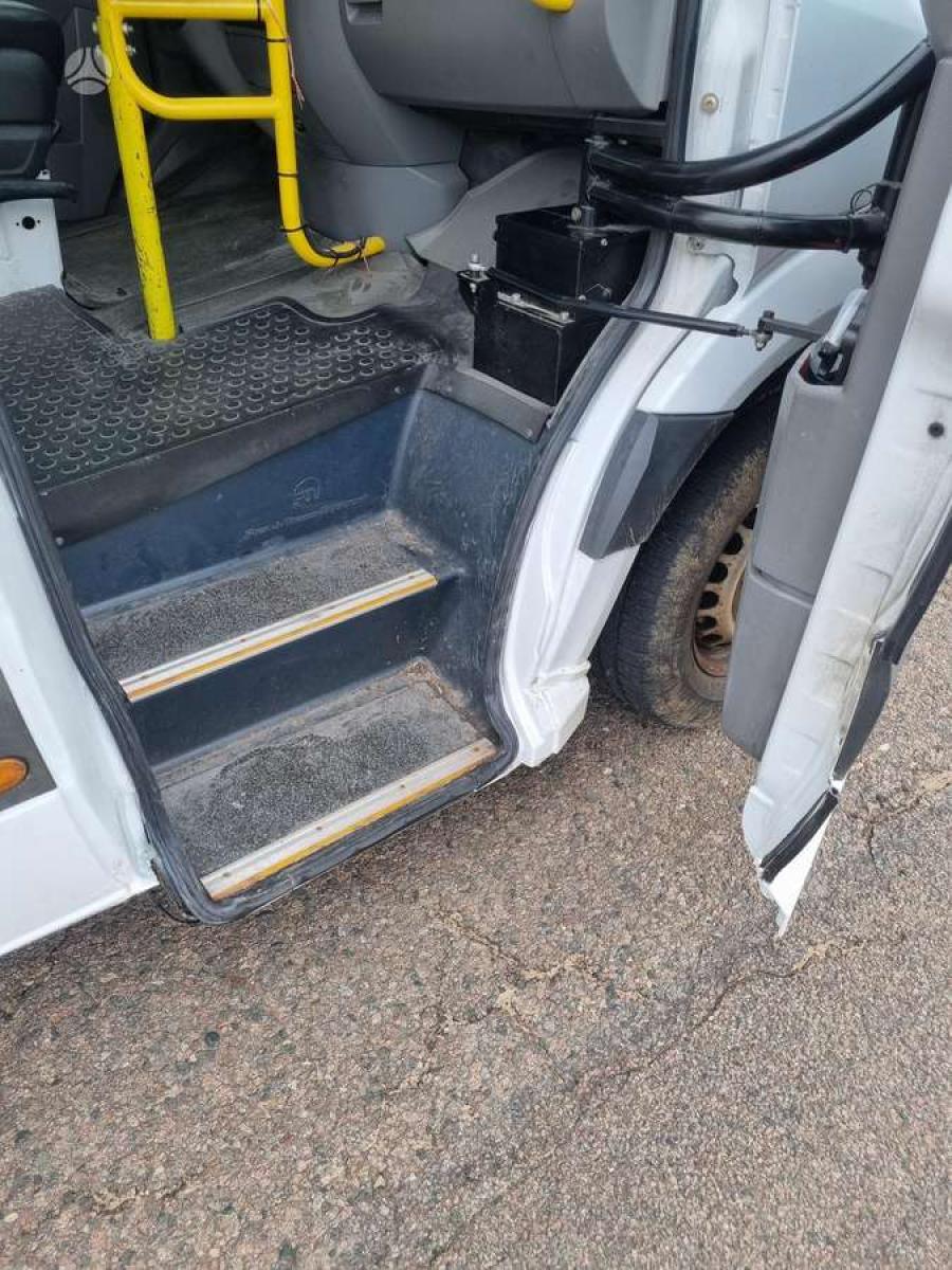 Balts Mercedes-Benz Sprinter 2008 Alīta, ar dzinēja tilpumu 2.15 L un nobraukumu 263 tūkst. km par 5000 €, foto 15 vietnē AUTOMOTO.COM.LV