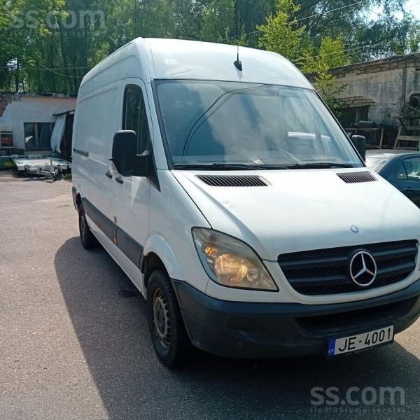 Balts Mercedes-Benz Sprinter 2008 Rīga, ar dzinēja tilpumu 2.20 L un nobraukumu 337 tūkst. km par 6000 €, foto 2 vietnē AUTOMOTO.COM.LV