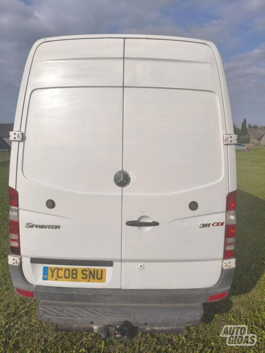 White Mercedes-Benz Sprinter 2008 in Vilnius, with an engine capacity of 2.20 L and mileage of 529 thousand km for 2500 €, photo 8 on AUTOMOTO.COM.LV