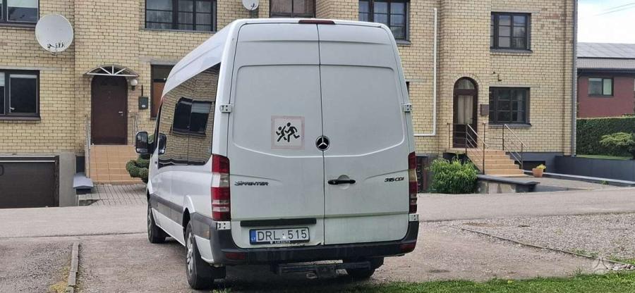 Balts Mercedes-Benz Sprinter 2008 Kauņa, ar dzinēja tilpumu 2.20 L un nobraukumu 575 tūkst. km par 4500 €, foto 5 vietnē AUTOMOTO.COM.LV