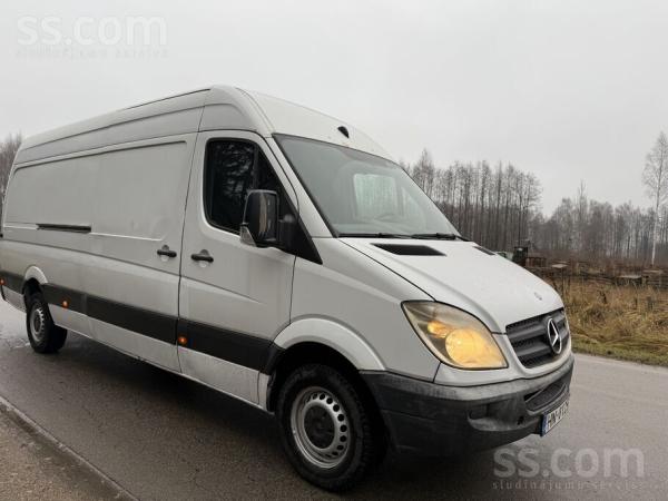 Balts Mercedes-Benz Sprinter 2009 Jelgava, ar dzinēja tilpumu 2.20 L un nobraukumu 297 tūkst. km par 7500 €, foto 4 vietnē AUTOMOTO.COM.LV