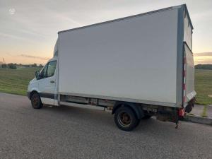 Balts Mercedes-Benz Sprinter 2009 Prienai, ar dzinēja tilpumu 2.20 L un nobraukumu 689 tūkst. km par 7500 €, foto  vietnē AUTOMOTO.COM.LV