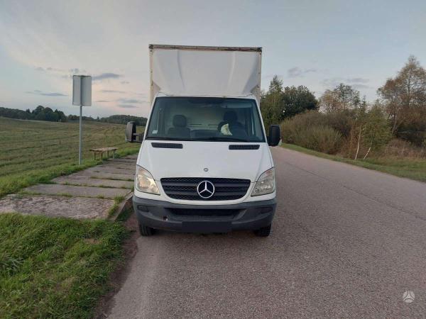 White Mercedes-Benz Sprinter 2009 in Prienai, with an engine capacity of 2.20 L and mileage of 689 thousand km for 7500 €, photo 3 on AUTOMOTO.COM.LV