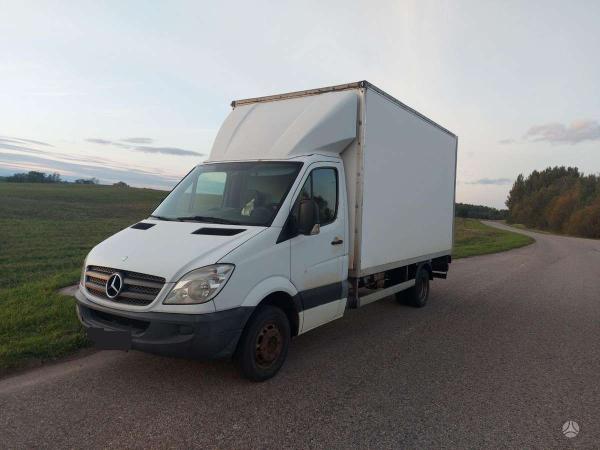 White Mercedes-Benz Sprinter 2009 in Prienai, with an engine capacity of 2.20 L and mileage of 689 thousand km for 7500 €, photo 5 on AUTOMOTO.COM.LV