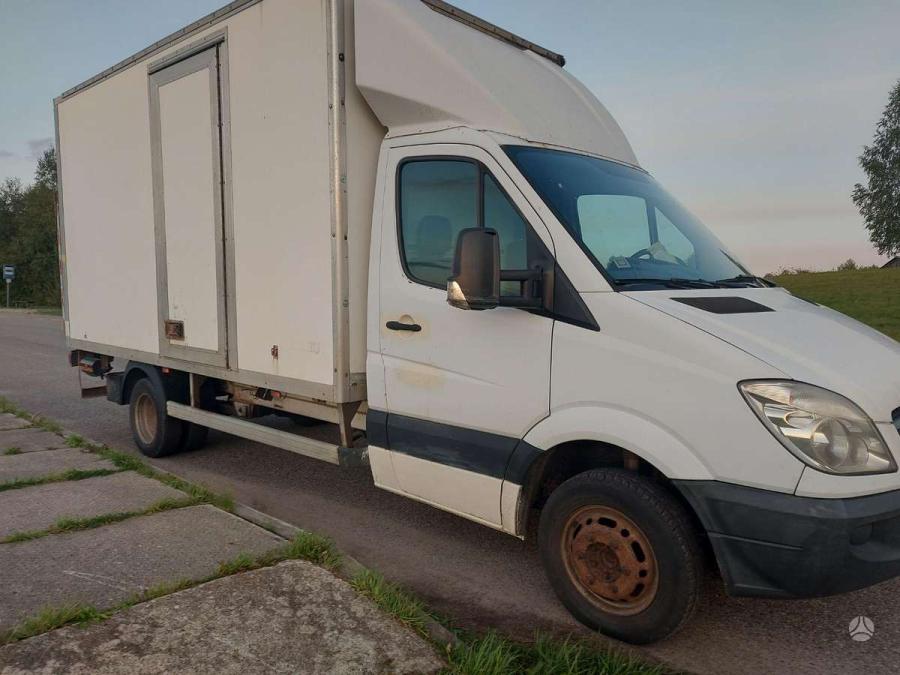 Balts Mercedes-Benz Sprinter 2009 Prienai, ar dzinēja tilpumu 2.20 L un nobraukumu 689 tūkst. km par 7500 €, foto 9 vietnē AUTOMOTO.COM.LV