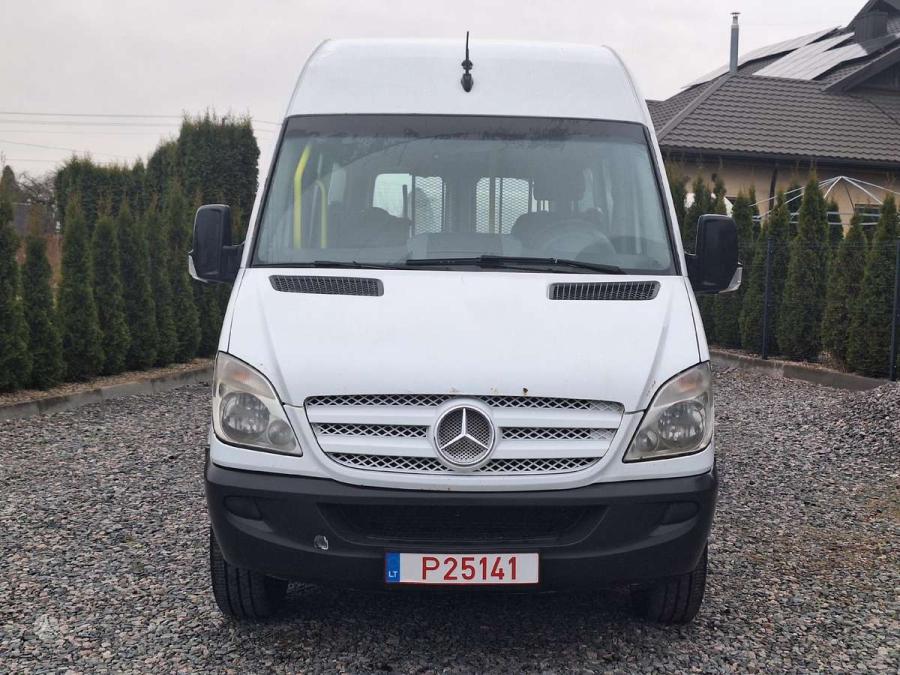 White Mercedes-Benz Sprinter 2009 in Kedainiai, with an engine capacity of 2.20 L and mileage of 769 thousand km for 5300 €, photo 2 on AUTOMOTO.COM.LV