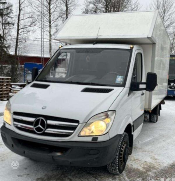 White Mercedes-Benz Sprinter 2009 in Siauliai, with an engine capacity of 3.00 L and mileage of 405 thousand km for 10200 €, photo 1 on AUTOMOTO.COM.LV
