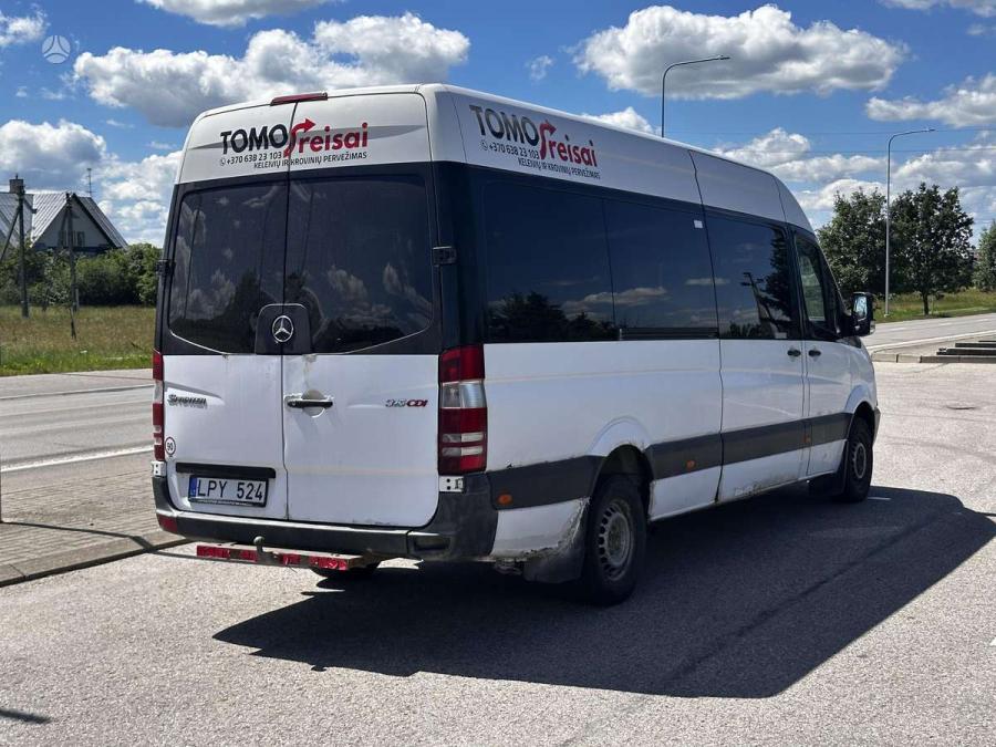 White Mercedes-Benz Sprinter 2009 in Marijampole, with an engine capacity of 2.15 L and mileage of 470 thousand km for 3900 €, photo 4 on AUTOMOTO.COM.LV