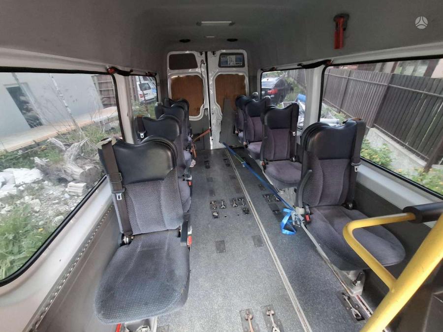 White Mercedes-Benz Sprinter 2009 in Vilnius, with an engine capacity of 2.20 L and mileage of 450 thousand km for 3800 €, photo 12 on AUTOMOTO.COM.LV